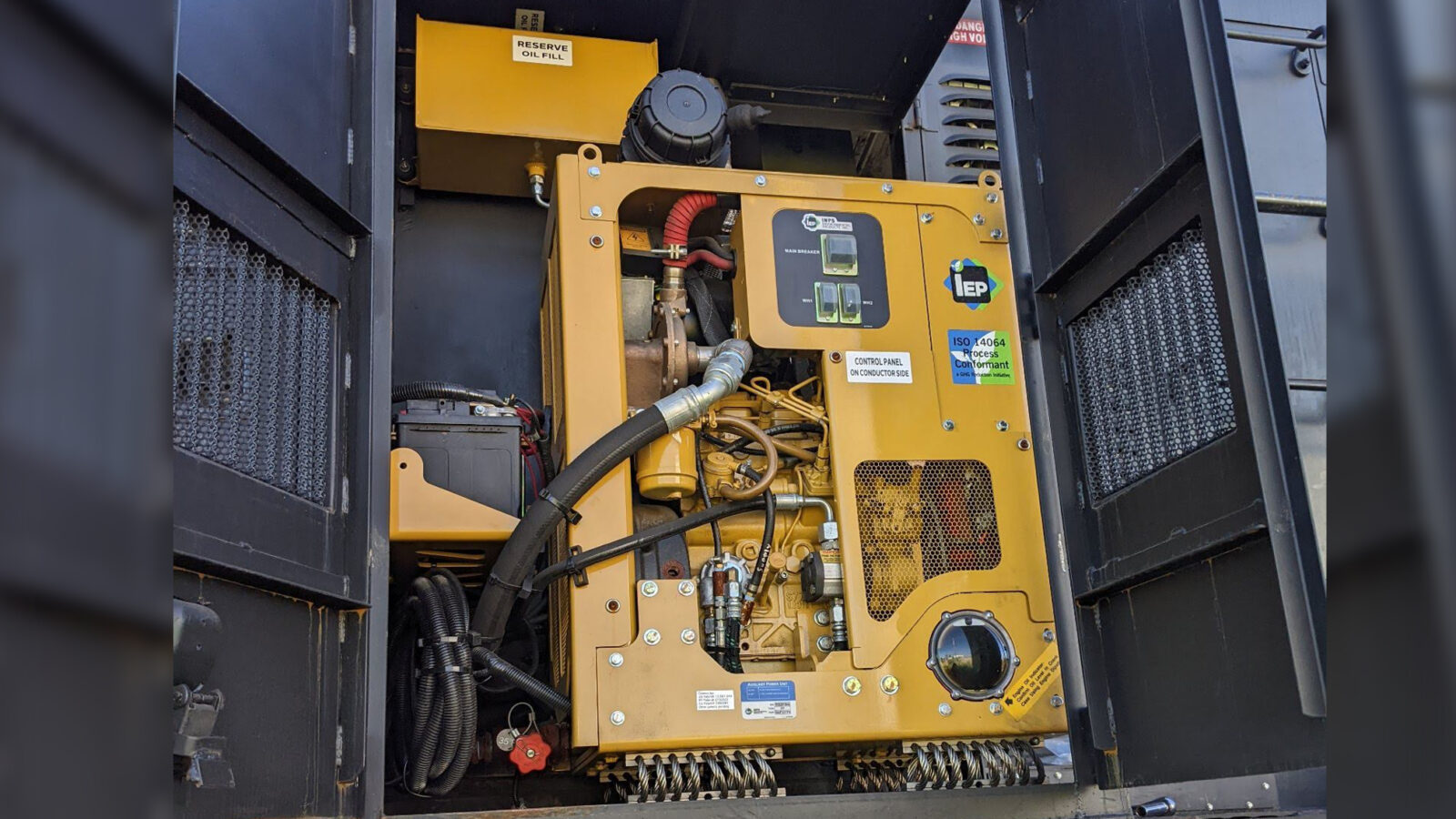 Auxiliary Power Units - INPS Rail Solutions